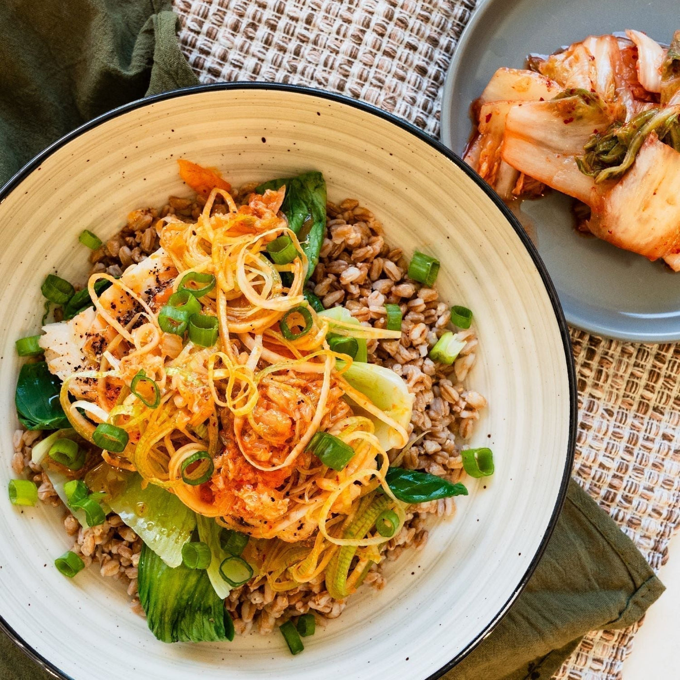 Air Fryer Cod with Kimchi Butter and Farro – COSORI